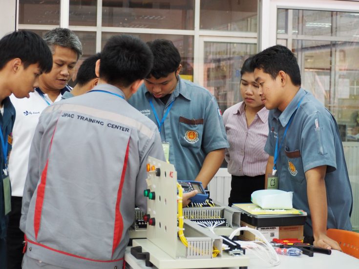 โครงการจัดแสดงและสาธิตการประกอบและวายริ่งตู้ควบคุมไฟฟ้า (สำหรับสถานศึกษา) – JFAC Training Center